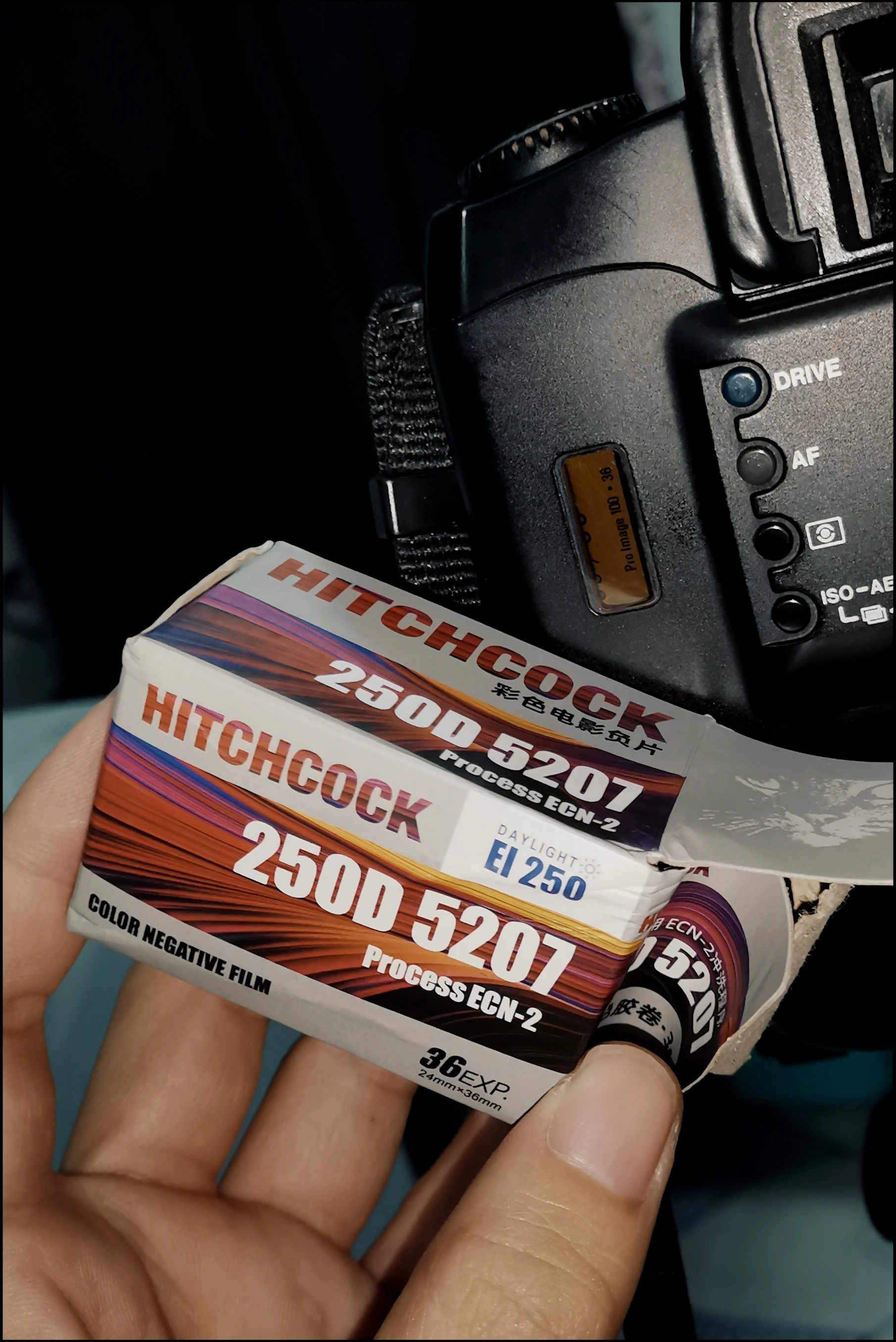 #流年不幸 ˃̣̣̥᷄⌓˂̣̣̥᷅… 一整盒Pro Image 100我当成250D 5207拍的... | 机组 | 机核 GCORES