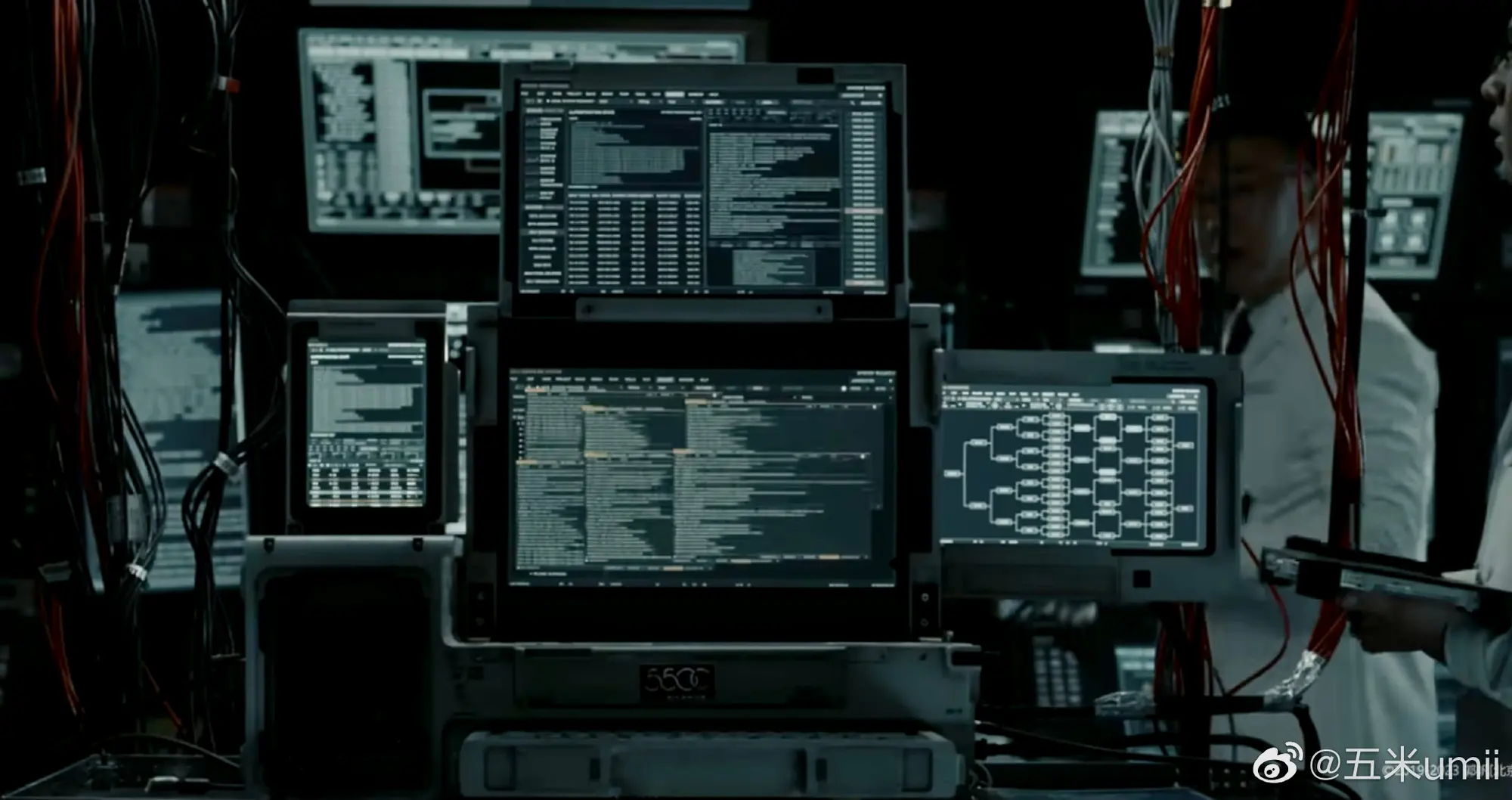 有幸和朋友们参加了流浪地球2的概念设计工作，参与了550a、550c、550w的设计（moss小苔藓... | 机组 | 机核 GCORES