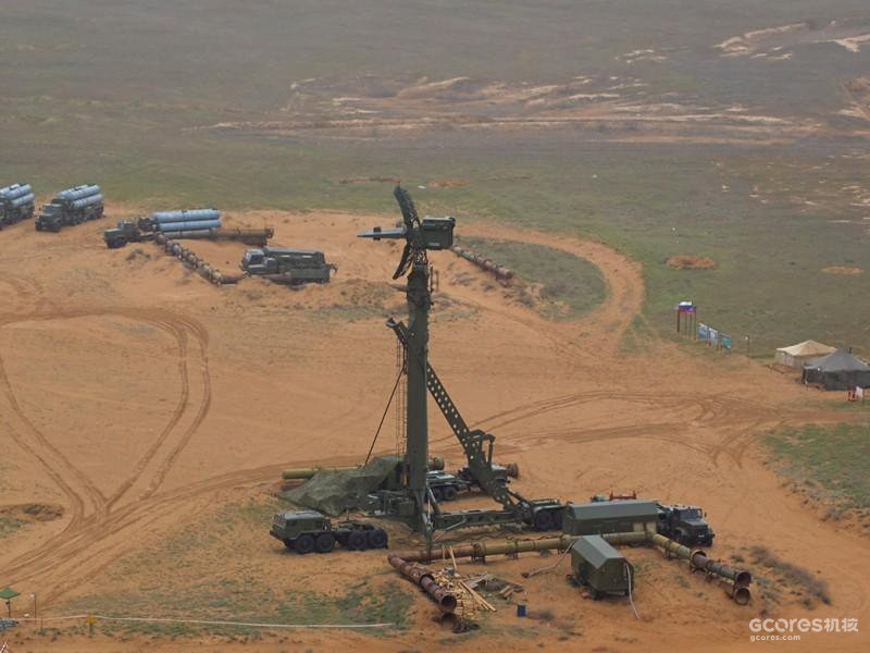 泥泞中的咆哮：《旋转轮胎：泥泞奔驰》中的苏联/俄罗斯车辆（下） | 机核 GCORES