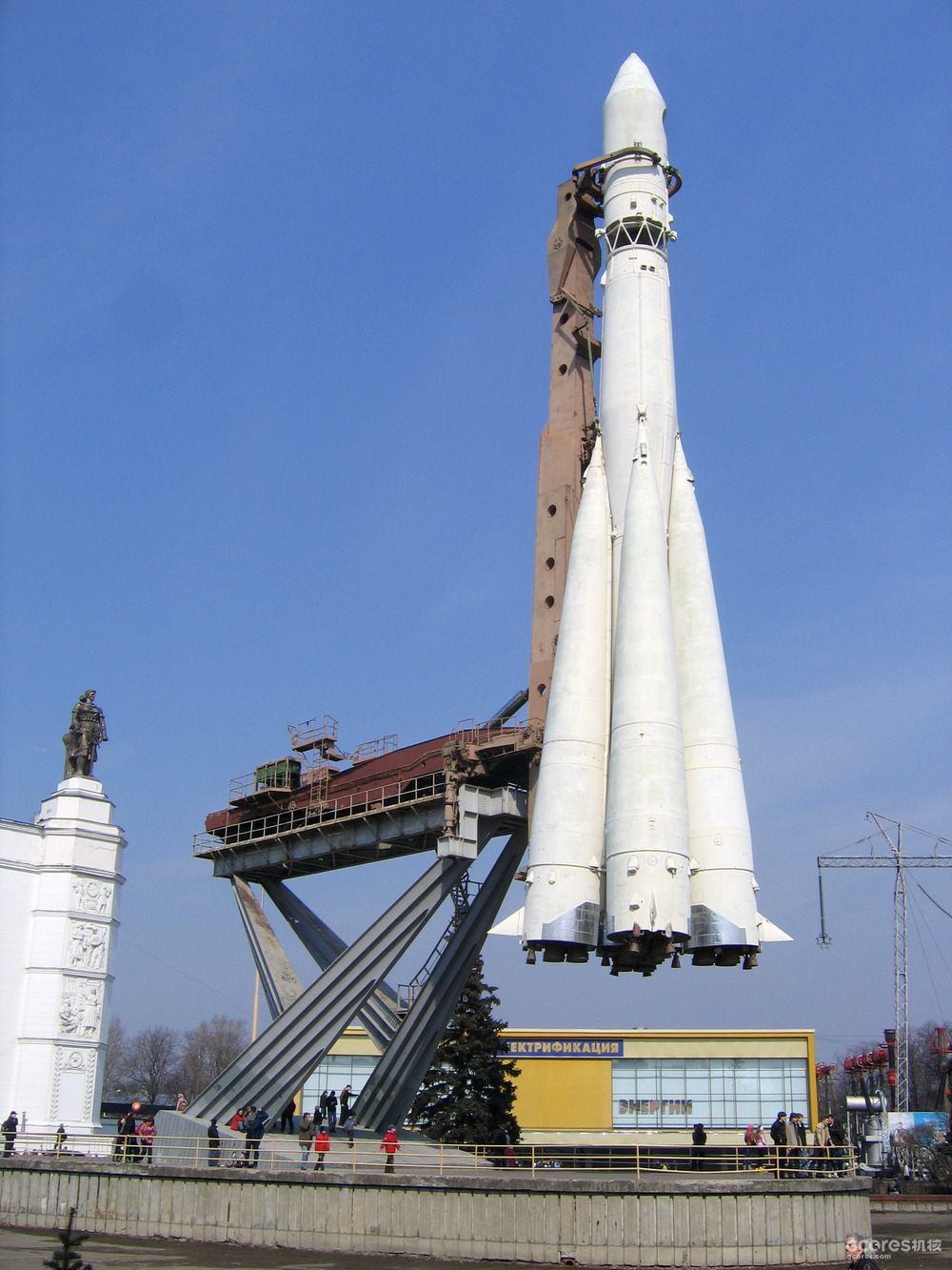 你知道《红色警戒》初代苏联和盟军的建筑设定吗 | 机核 GCORES