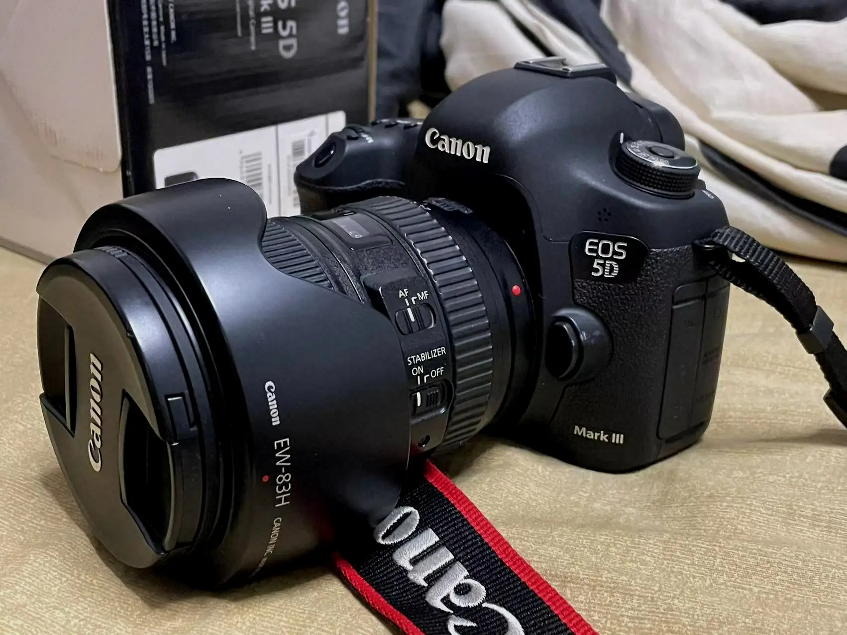 想购入佳能R8！ 换掉沉重的5D3（二手倒腾出去）！ 但观察了一段时间，发现R8价格涨上去了...问... | 机组 | 机核 GCORES